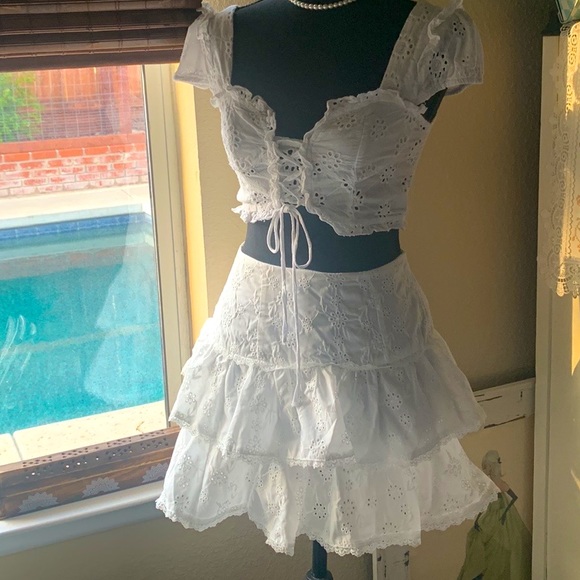 SHEIN | Skirts | Nwt White Eyelet Lace Ruffle Mini Skirt | Poshmark